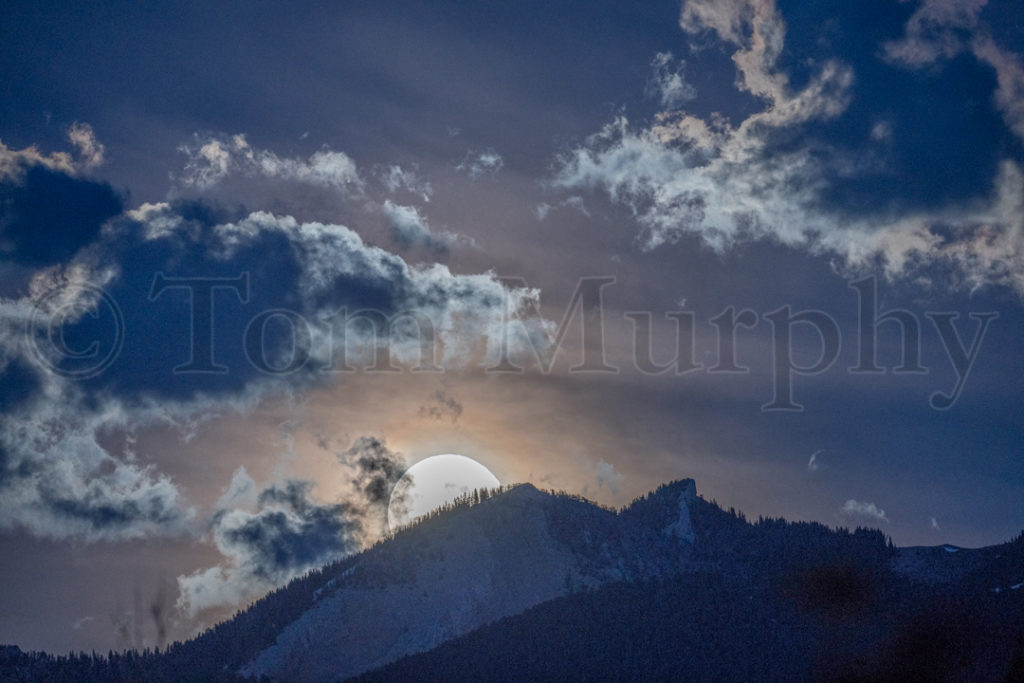 Moonrise Mountains – Tom Murphy Photography